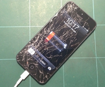 Smartphone kapot? Kijk mee met de reparatie