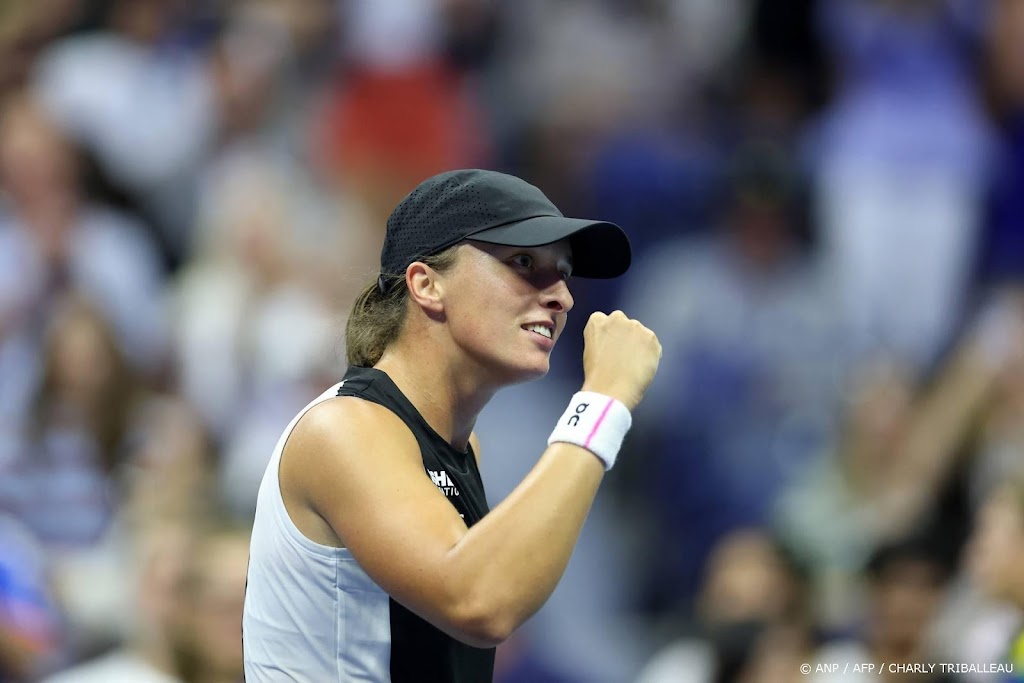 Tennisster Swiatek in twee sets naar kwartfinale US Open