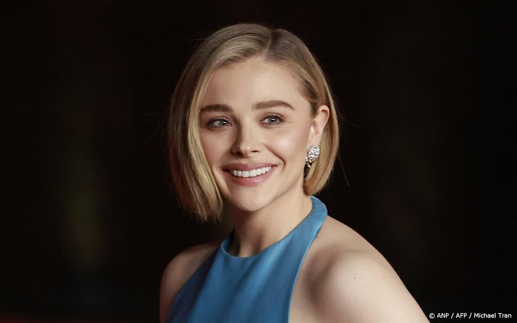 Chloë Grace Moretz komt uit de kast met stem op Kamala Harris: 'Is ...
