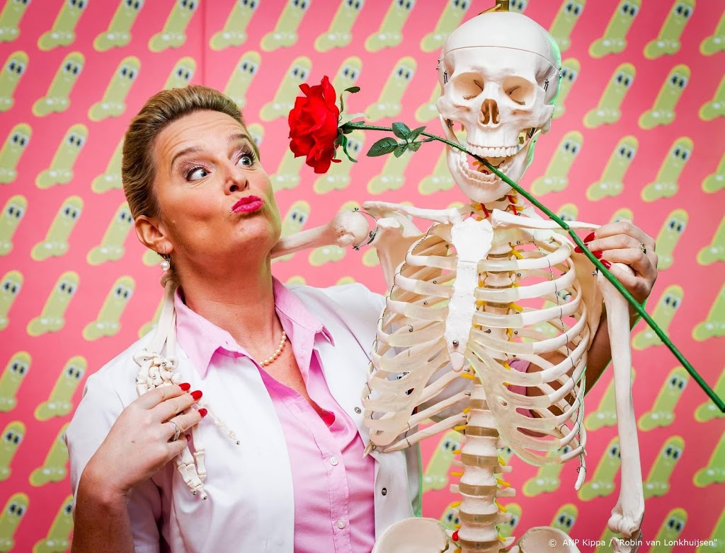 Yes! Dokter Corrie keert terug | RTL.nl