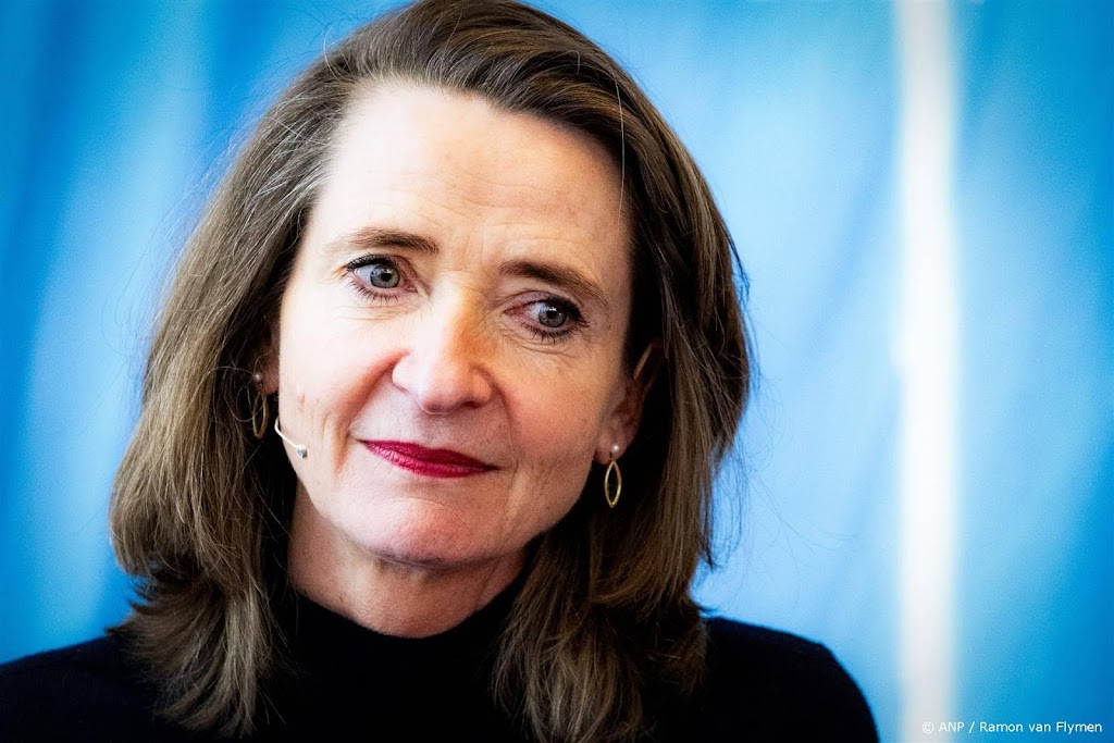 NPO-baas Frederieke Leeflang in Malmö, staat los van Joost-rel