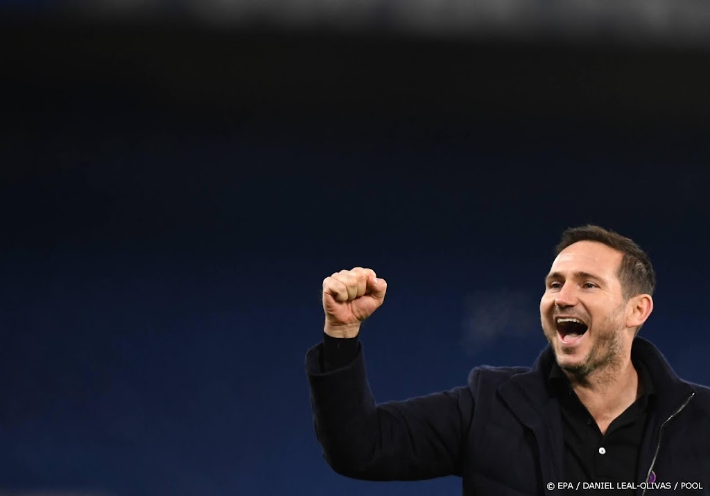 Everton-trainer Lampard lovend over 'intelligente' Van de Beek | RTL ...