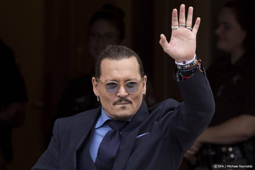 'Johnny Depp krijgt recordbedrag voor nieuwe deal parfumcampagne'