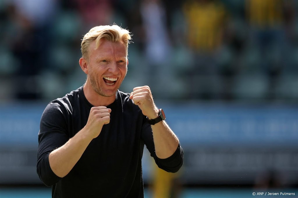 Trainer Kuijt pakt titel op tweede niveau van België