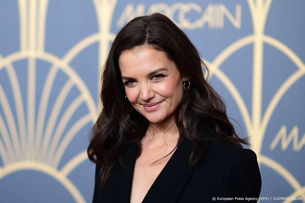 Katie Holmes maakt het Insta-official met nieuwe liefde