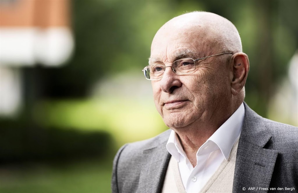 Ook Van Praag maakte fout: registreerde aandelen Ajax te laat