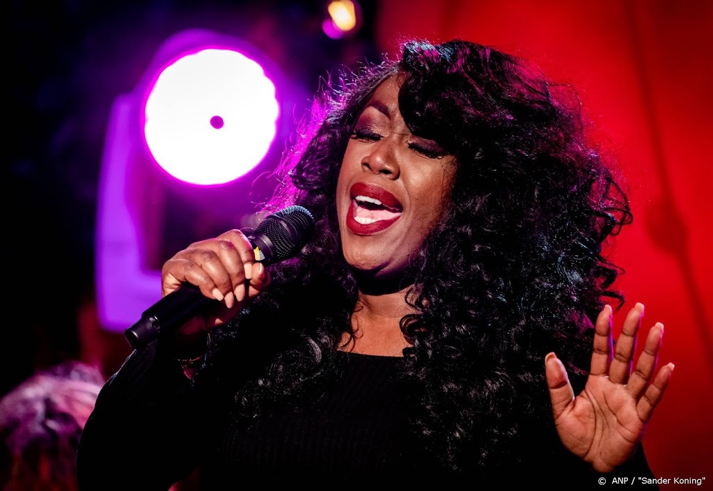 Berget Lewis weer te zien op de bühne