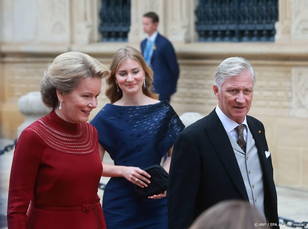 Filip en Mathilde zijn in Harvard voor diplomauitreiking dochter