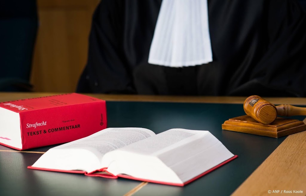Publicatieverbod geëist van boek slachtoffer zedenzaak Apeldoorn