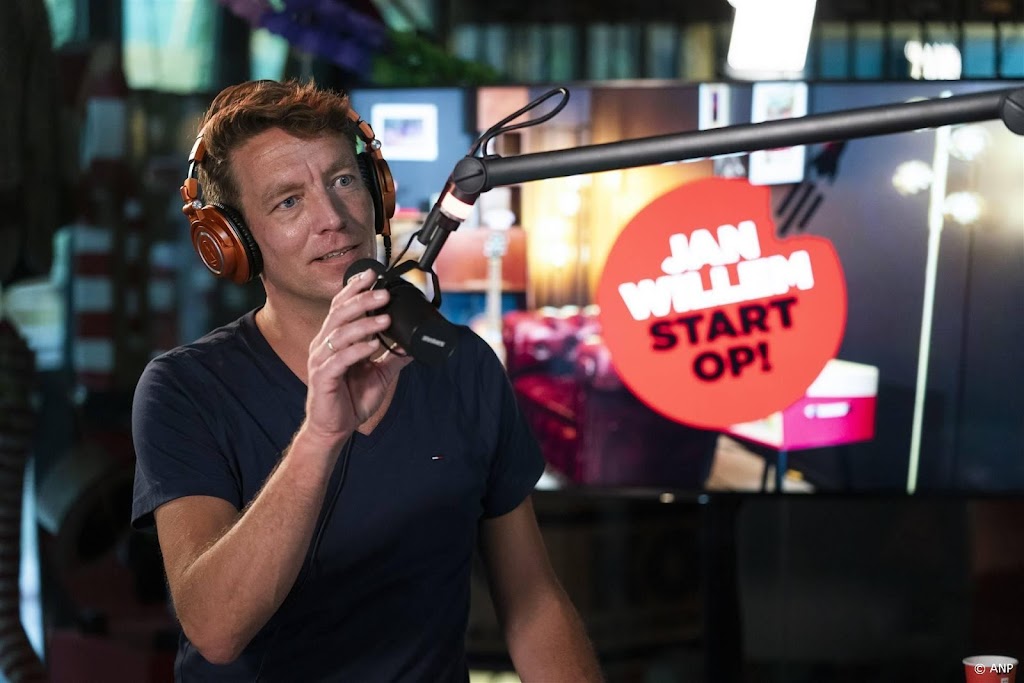 Presentator Jan-Willem Roodbeen krijgt Zeldzame Engel Award 2024