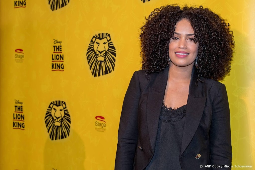 Sharon Doorson vindt liefde bij oude vlam