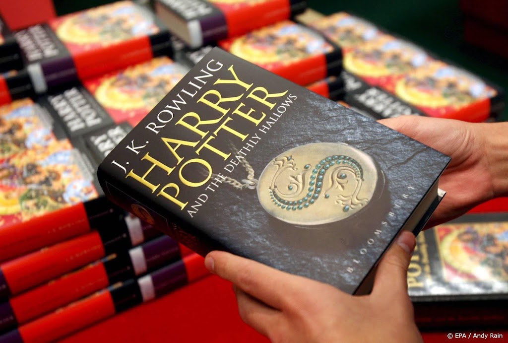 Gedenkplek Dobby op strand in Wales mag blijven