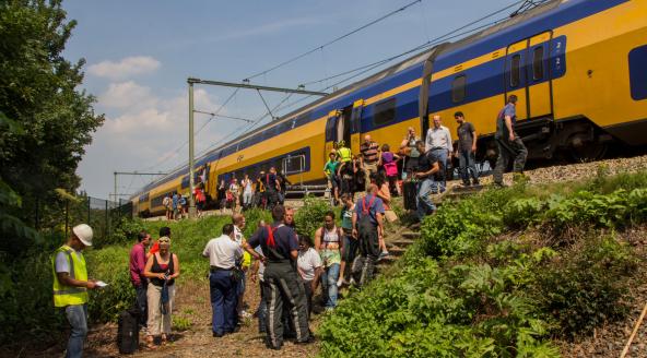 Gestrande trein: wel of geen raam inslaan?