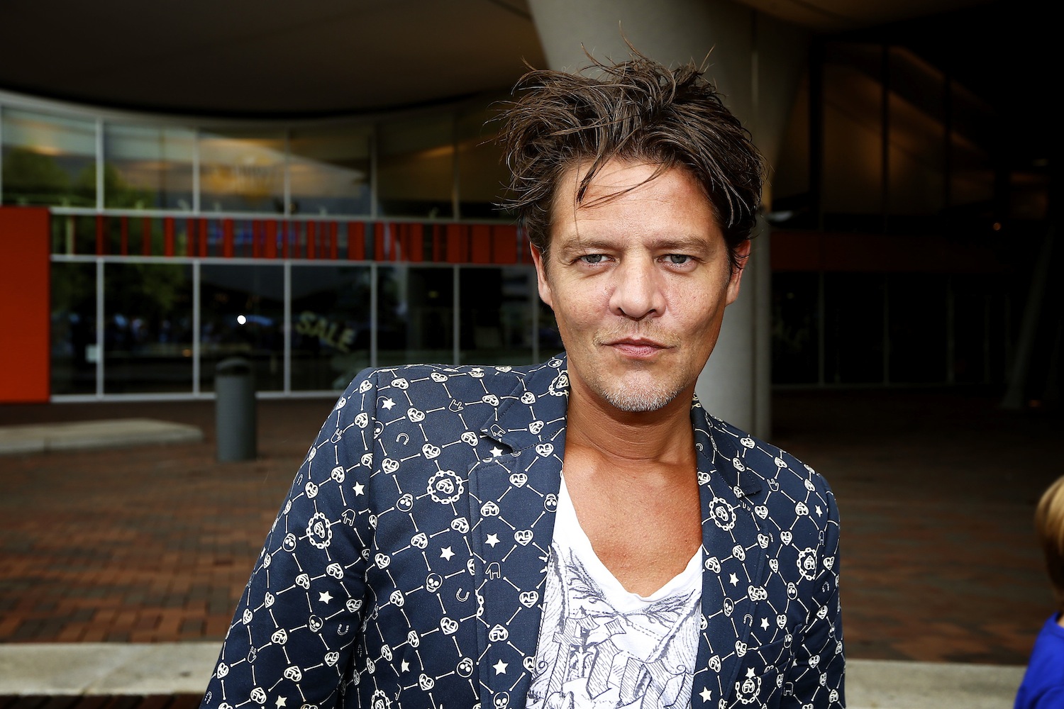 Tygo Gernandt naakt op feestposter Ketelhuis