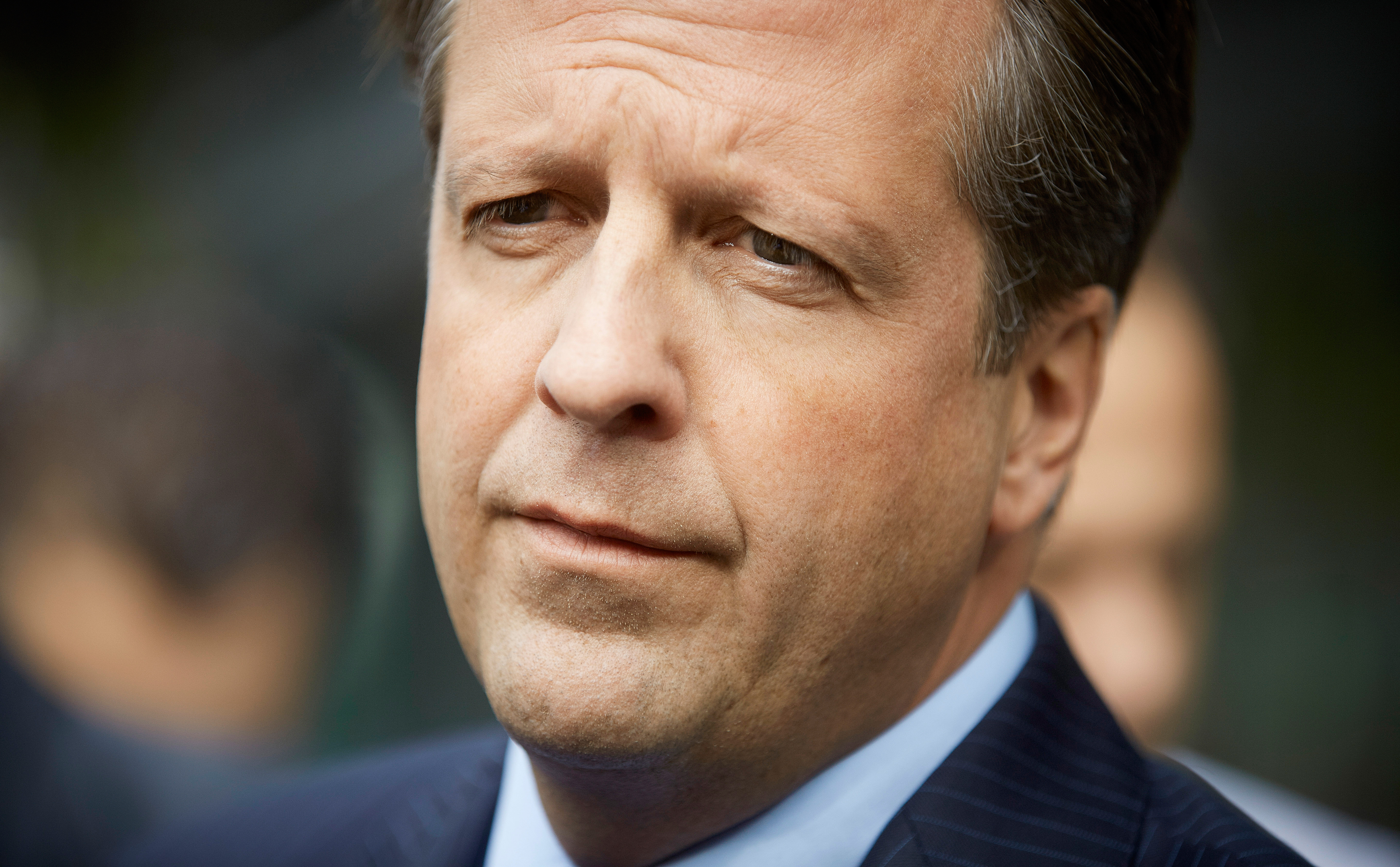 Pechtold ergert zich aan trage reactie EU