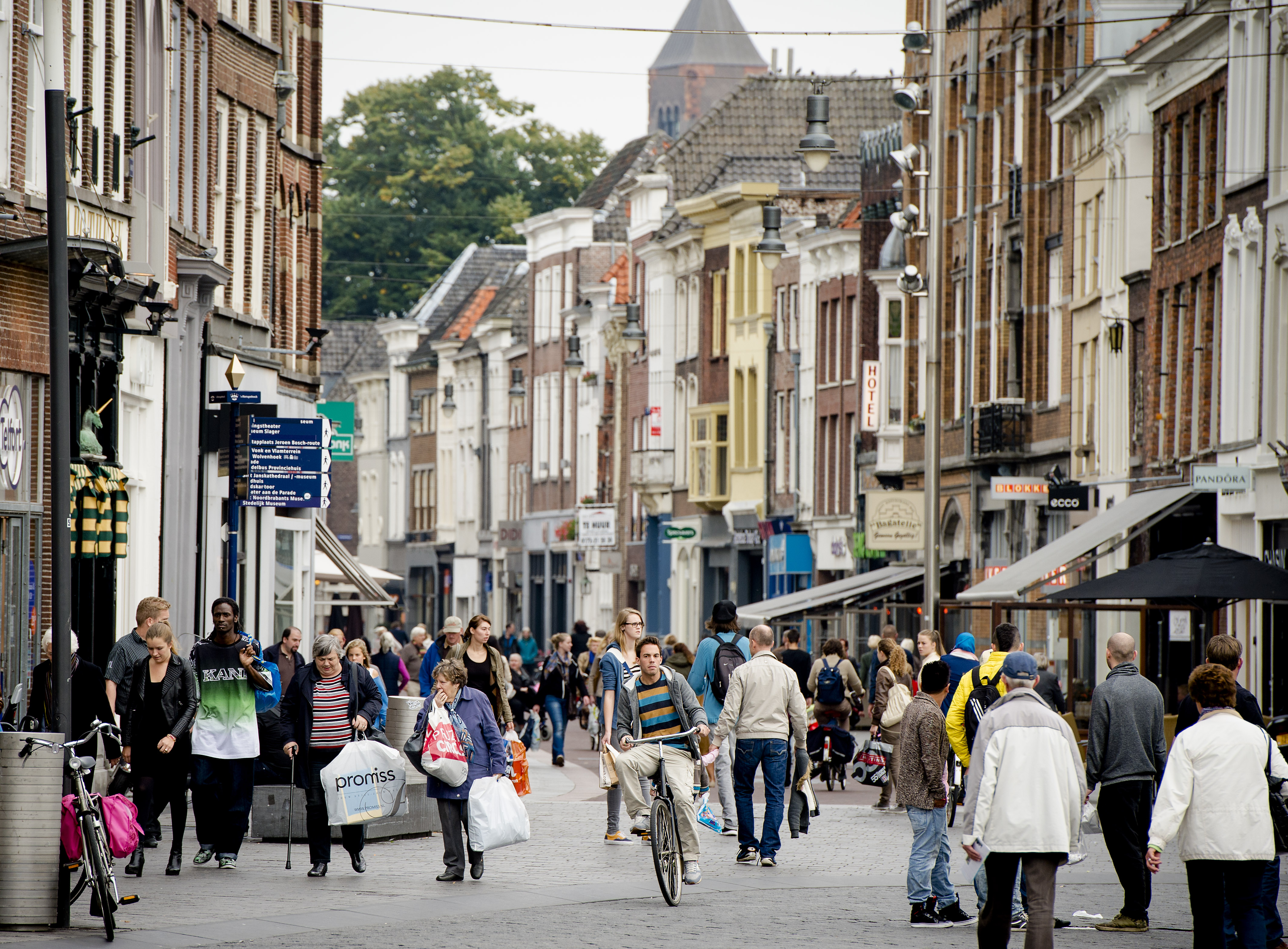 'Belasting hoog inkomen gunstiger'