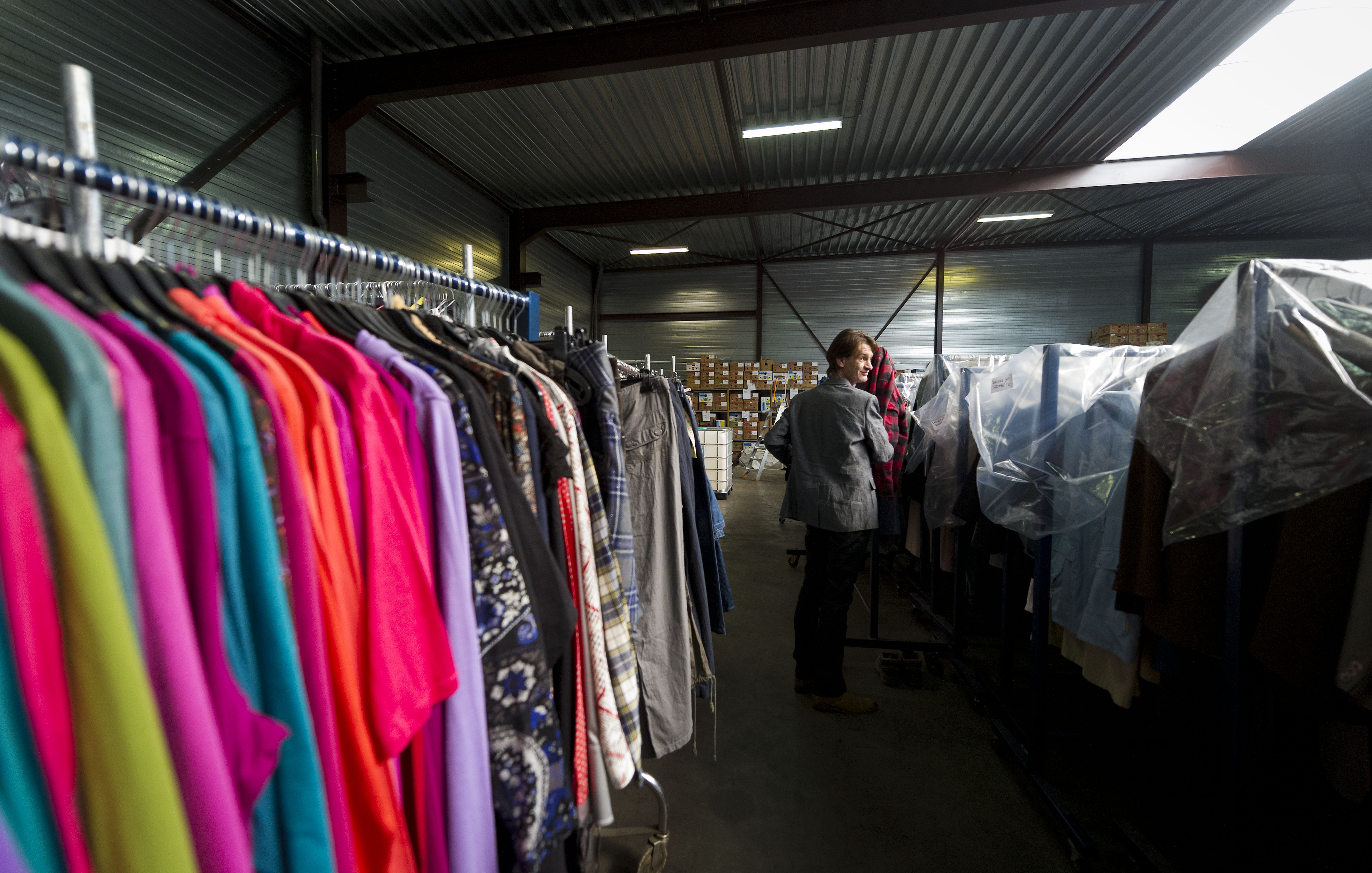 Oude kleding: liever verkopen dan doneren