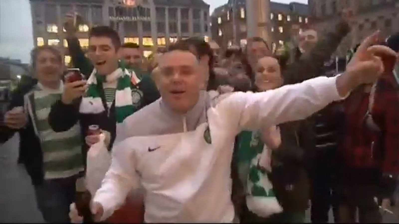 Celtic-hooligans voor Nederlandse rechter om mishandeling agenten