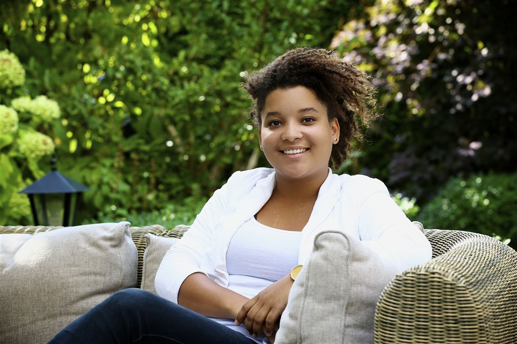 Julia na The Voice nog verliefder op vriendin