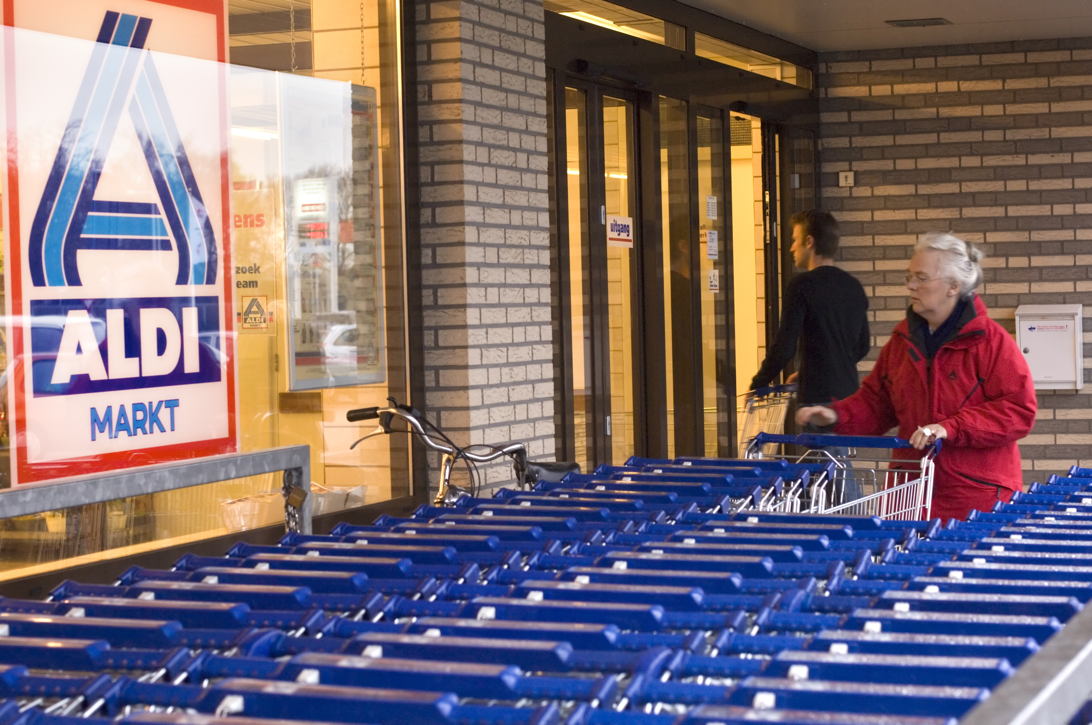 Aldi-oprichter Karl Albrecht overleden