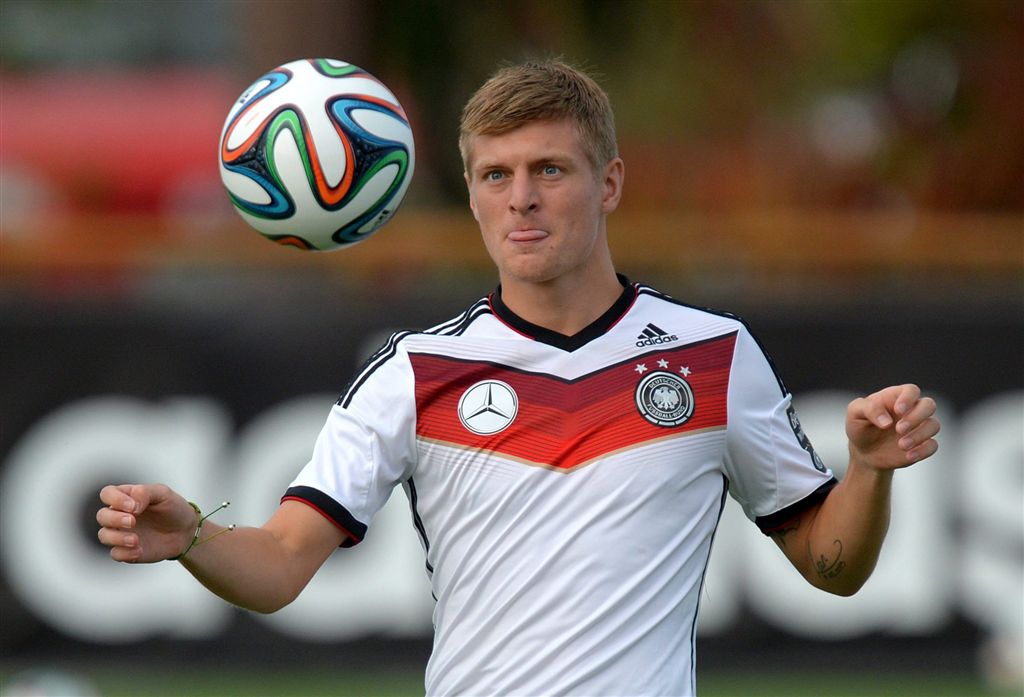 Kroos voor zes jaar naar Real Madrid