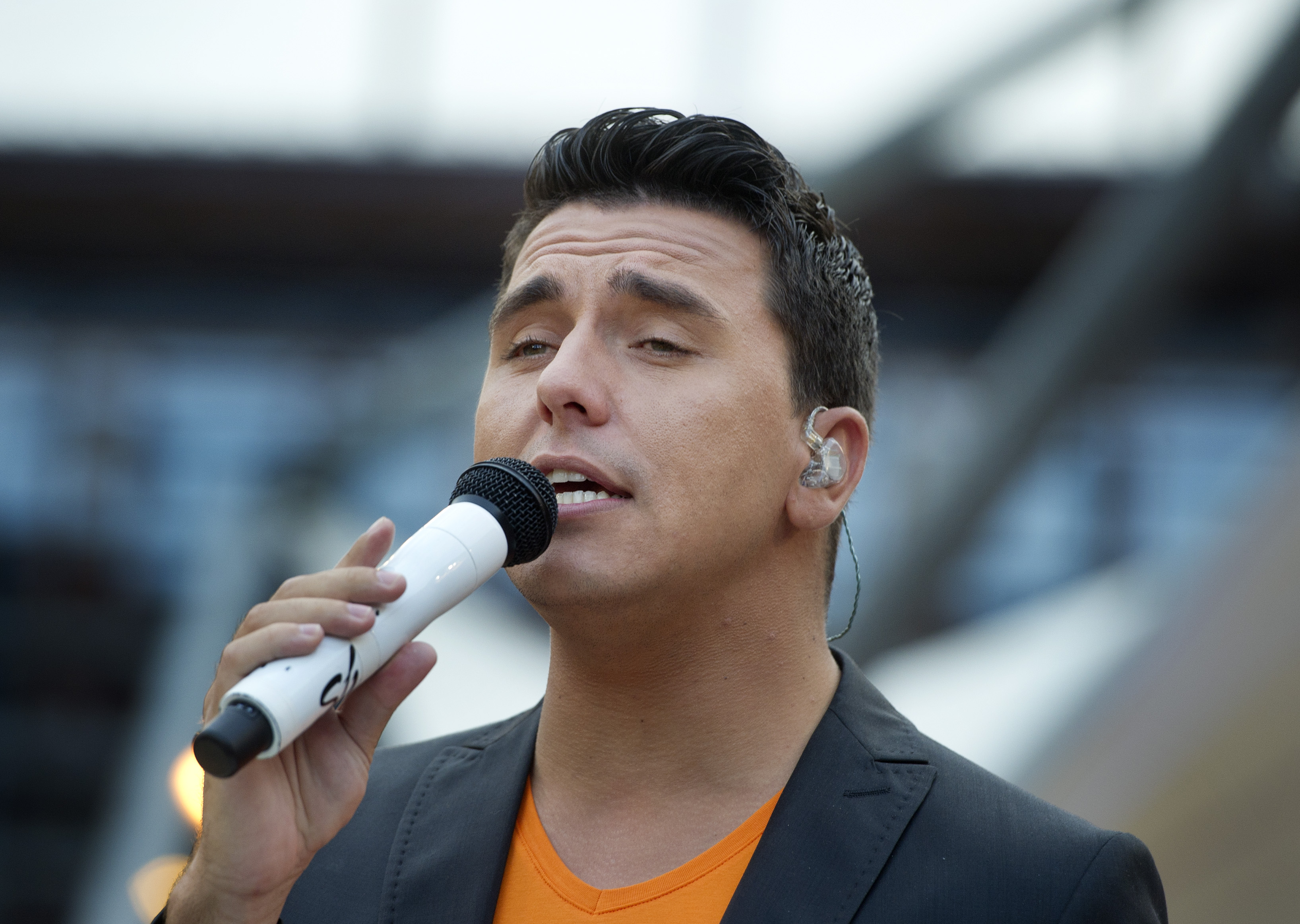 Nieuwe single Jan Smit op 1 in iTunes