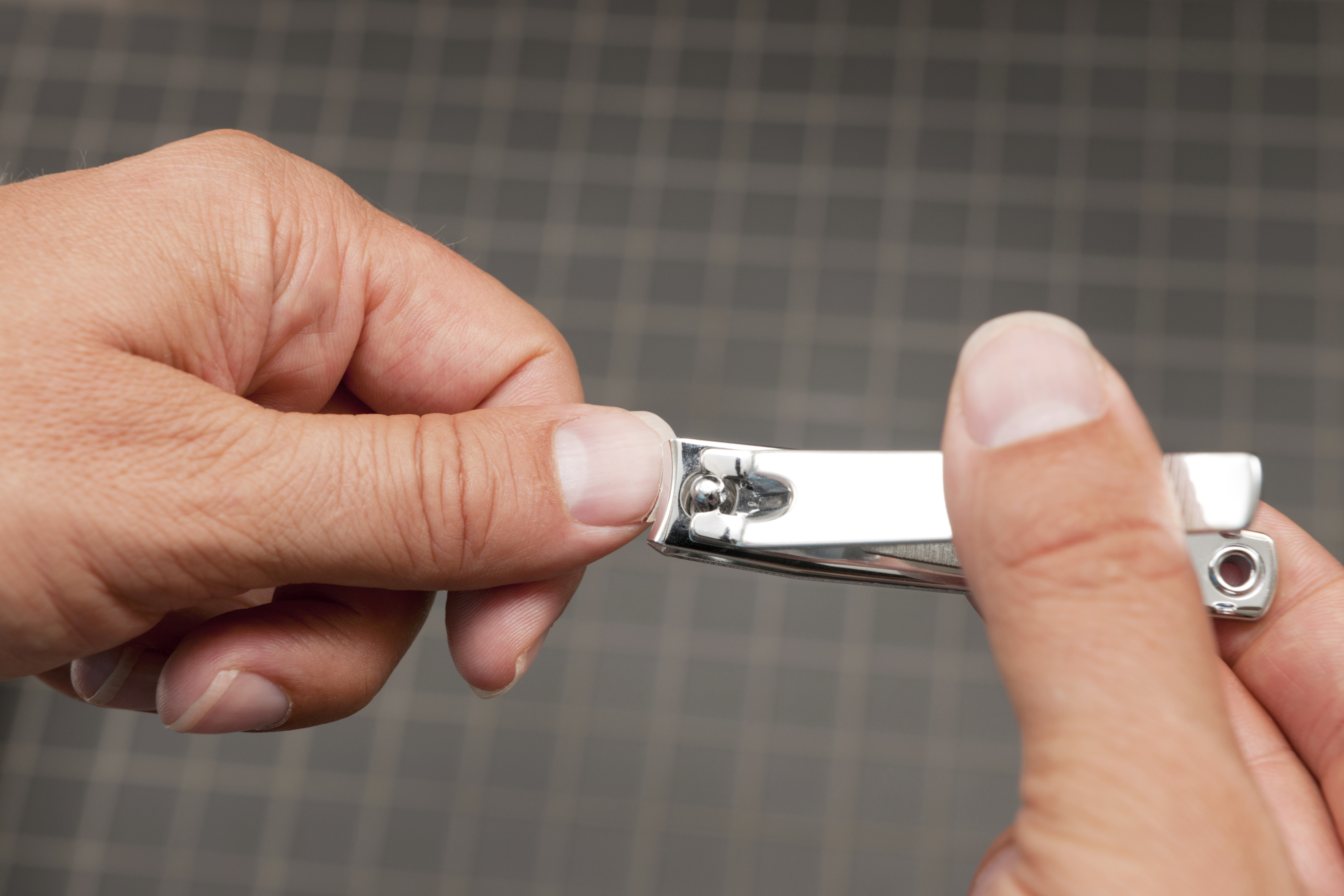 Knip je nagels, red de neushoorn