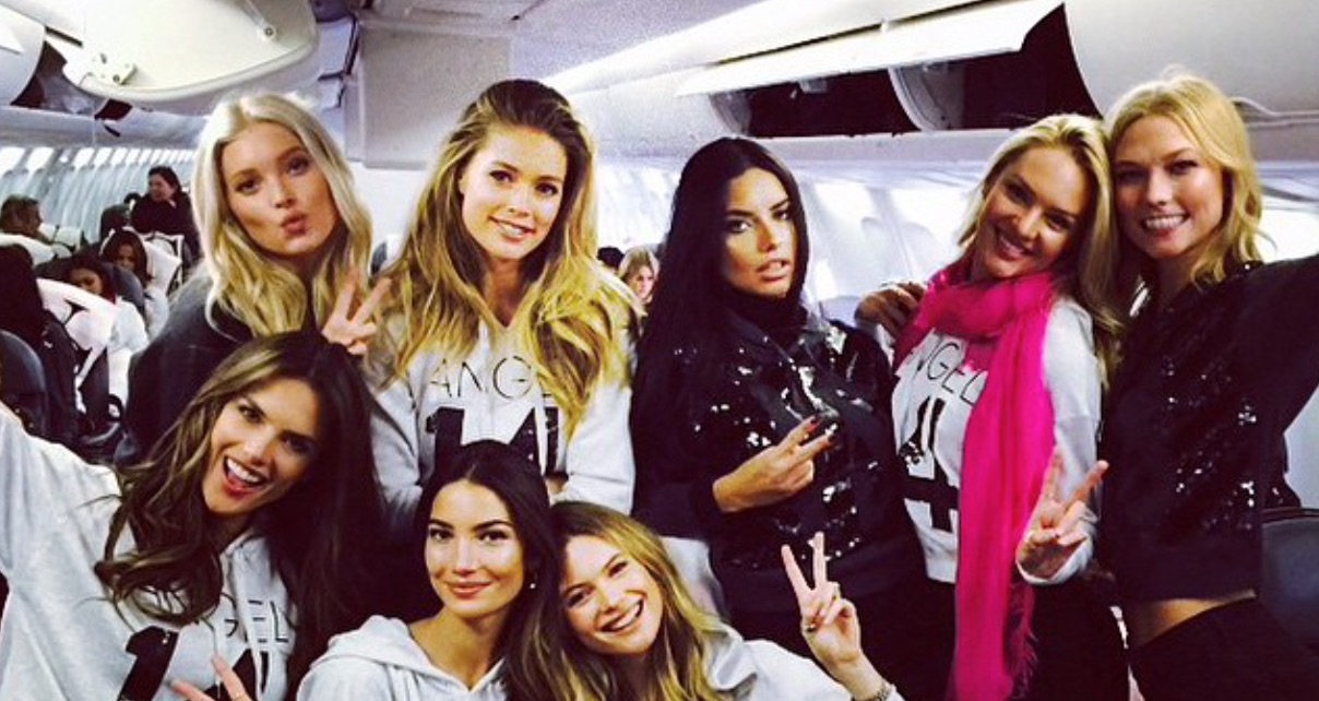 Foto's: Doutzen met Victoria Secret-modellen op reis