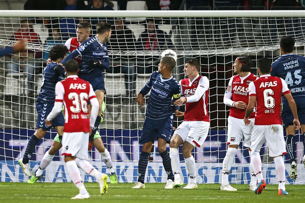 FC Utrecht slaat voor rust toe bij AZ