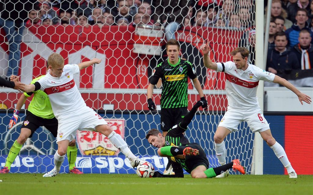 Stuttgart en HSV onderuit