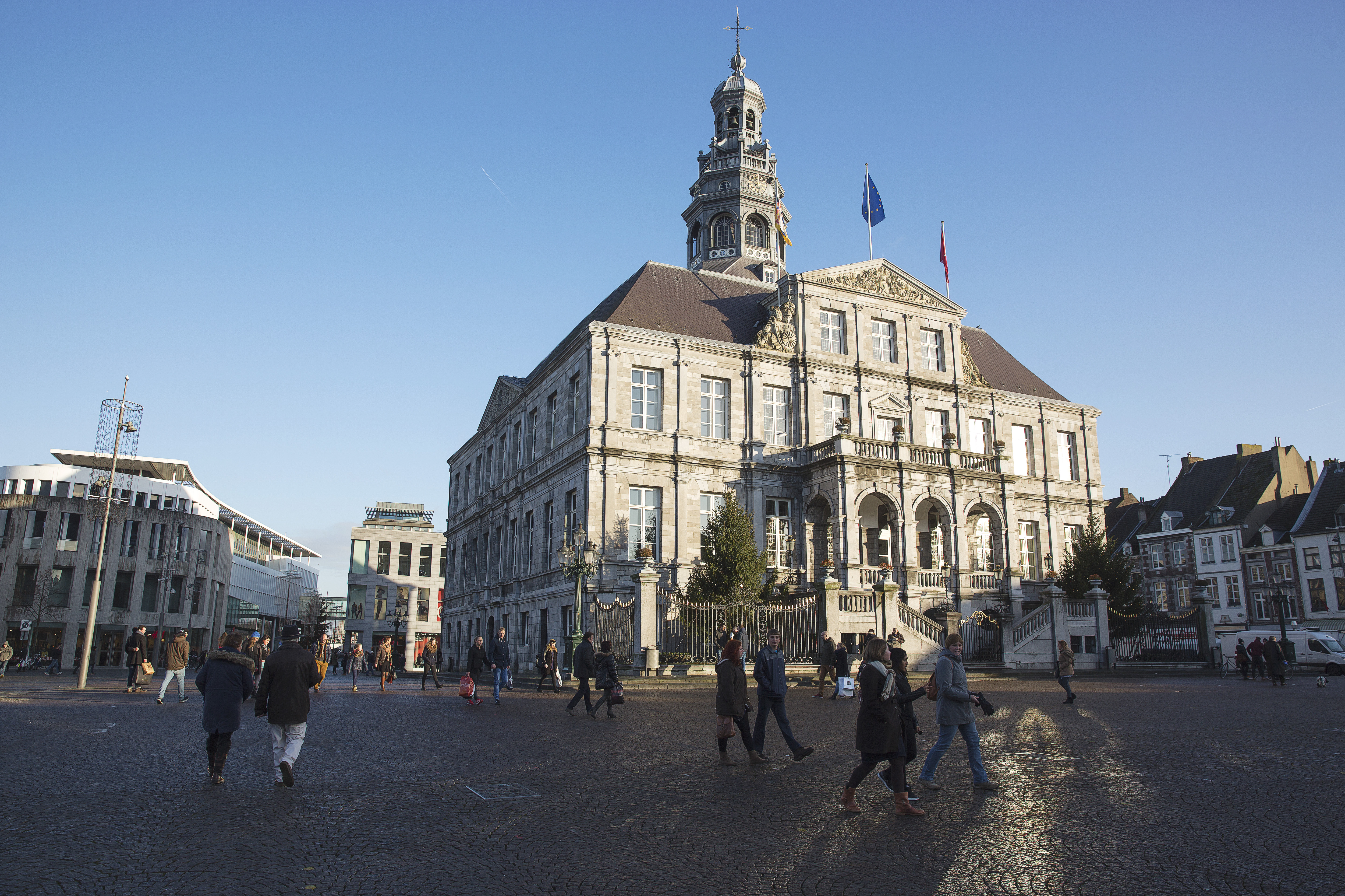 Het licht brandt weer in Maastricht