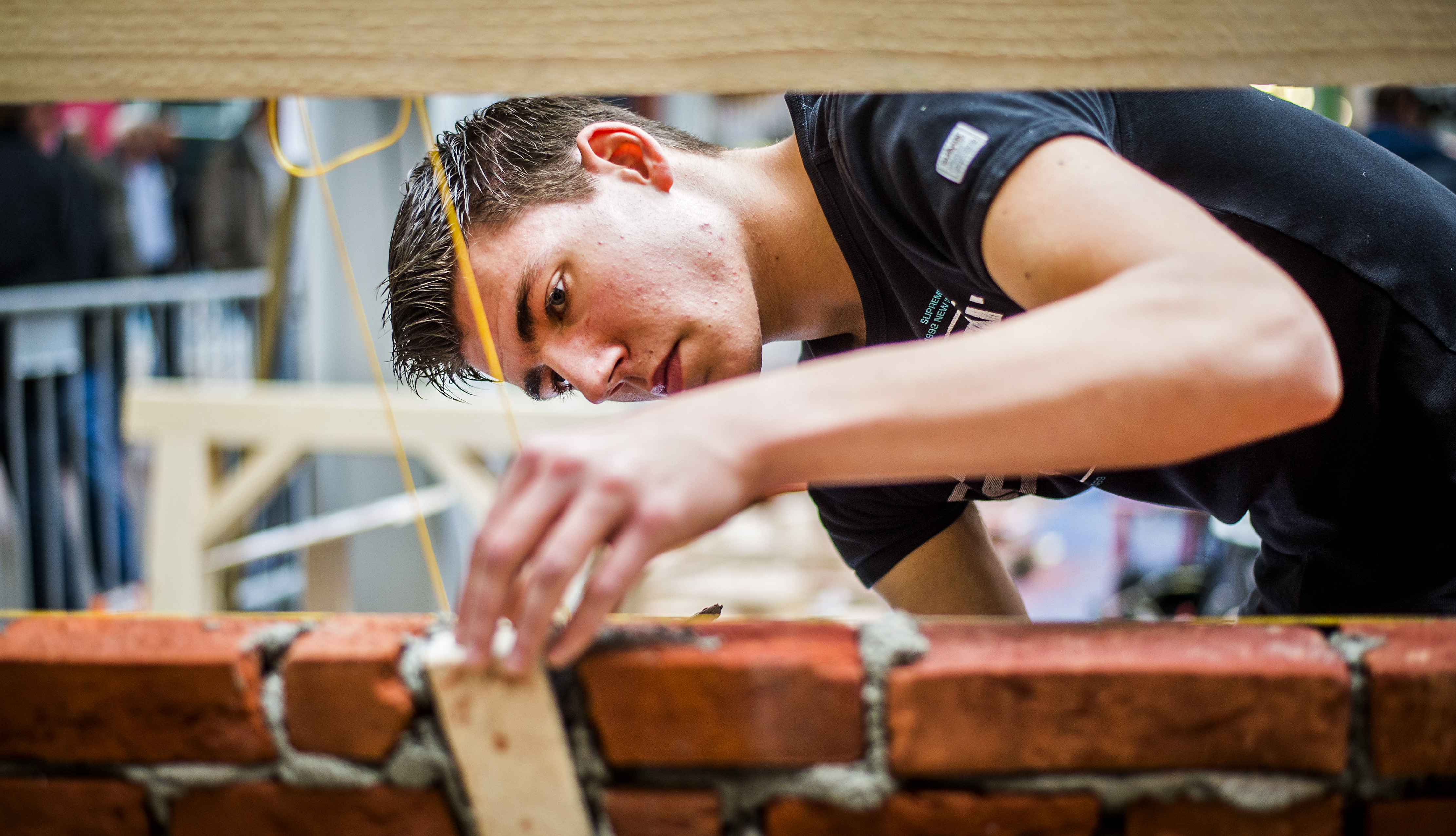 Vooral jongeren maken zich zorgen over geld
