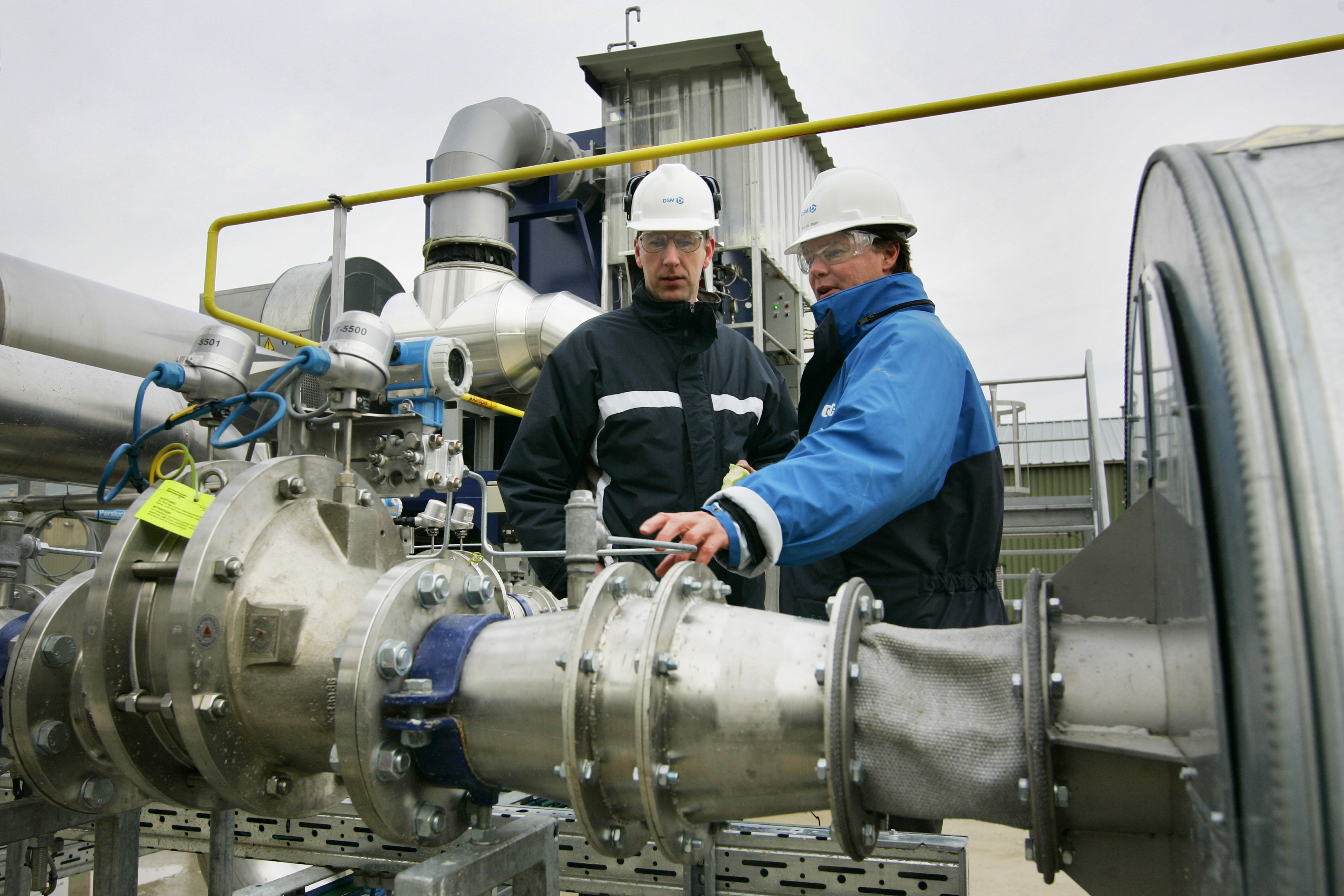 DSM schrapt 10 procent van de banen in Nederland