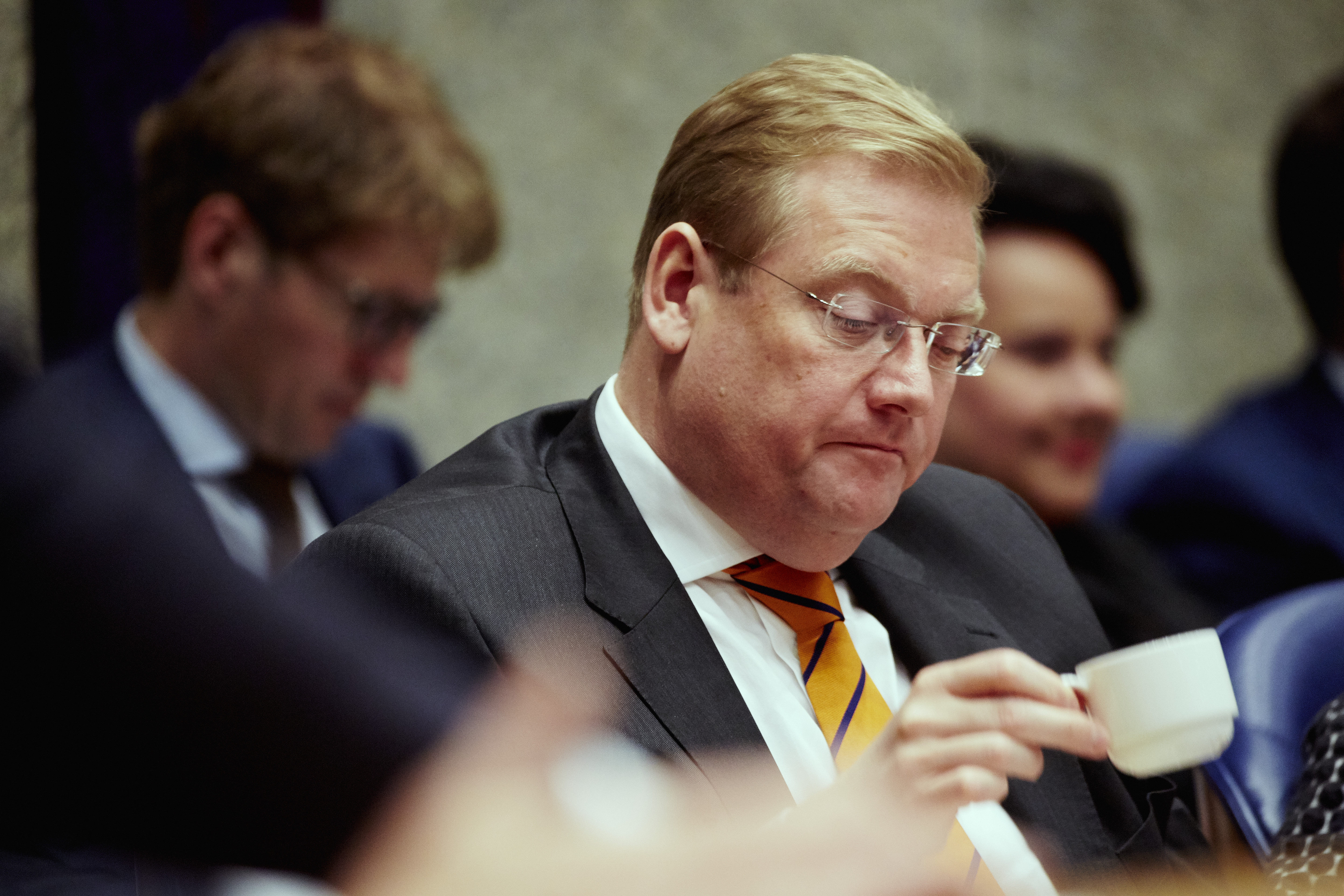 'Zinvol' gesprek minister en MH17-anatoom Maat | RTL Nieuws | RTL.nl