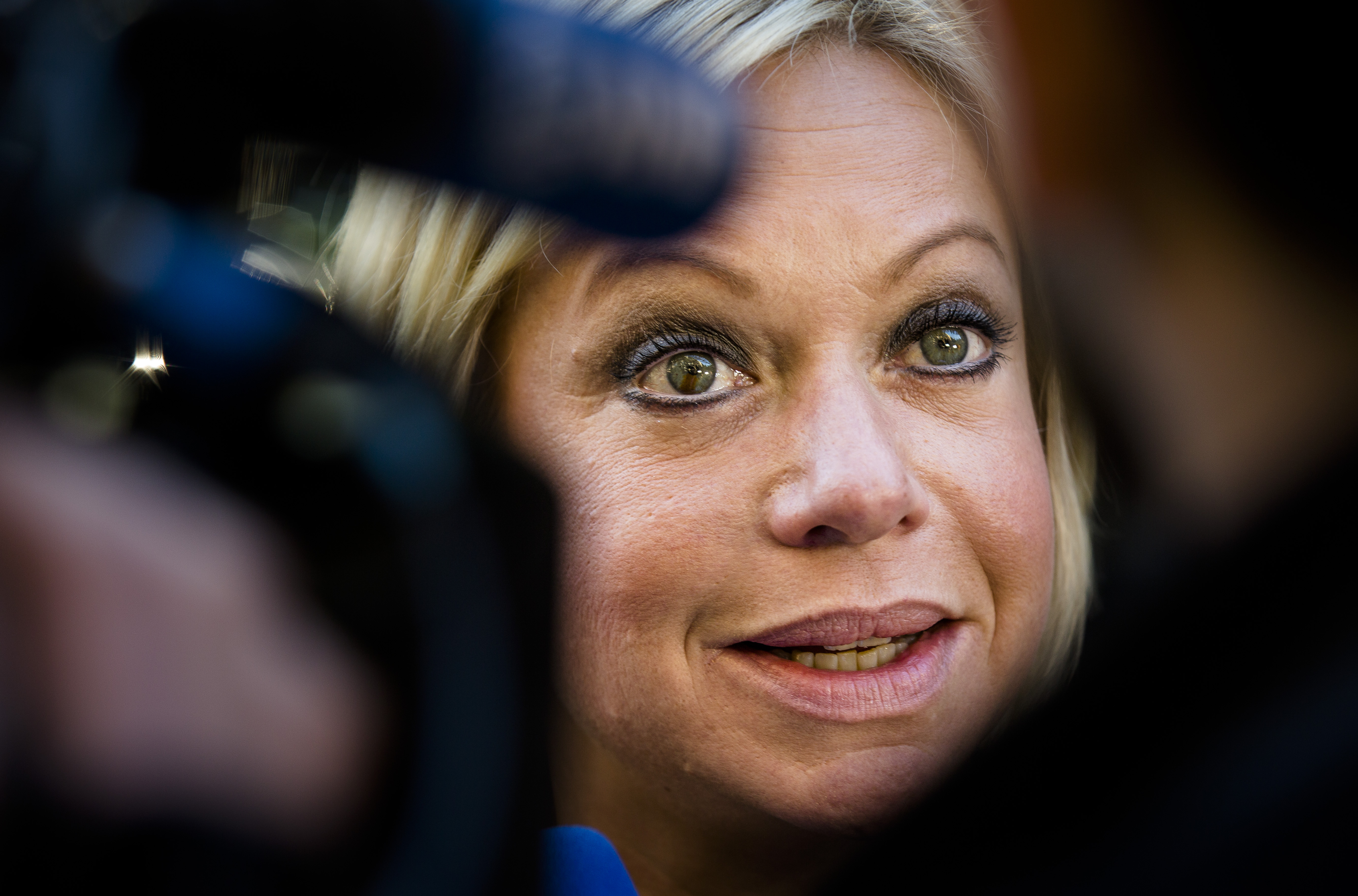 Hennis: 'We moeten geen speelbal worden van de Russen' | RTL Nieuws ...