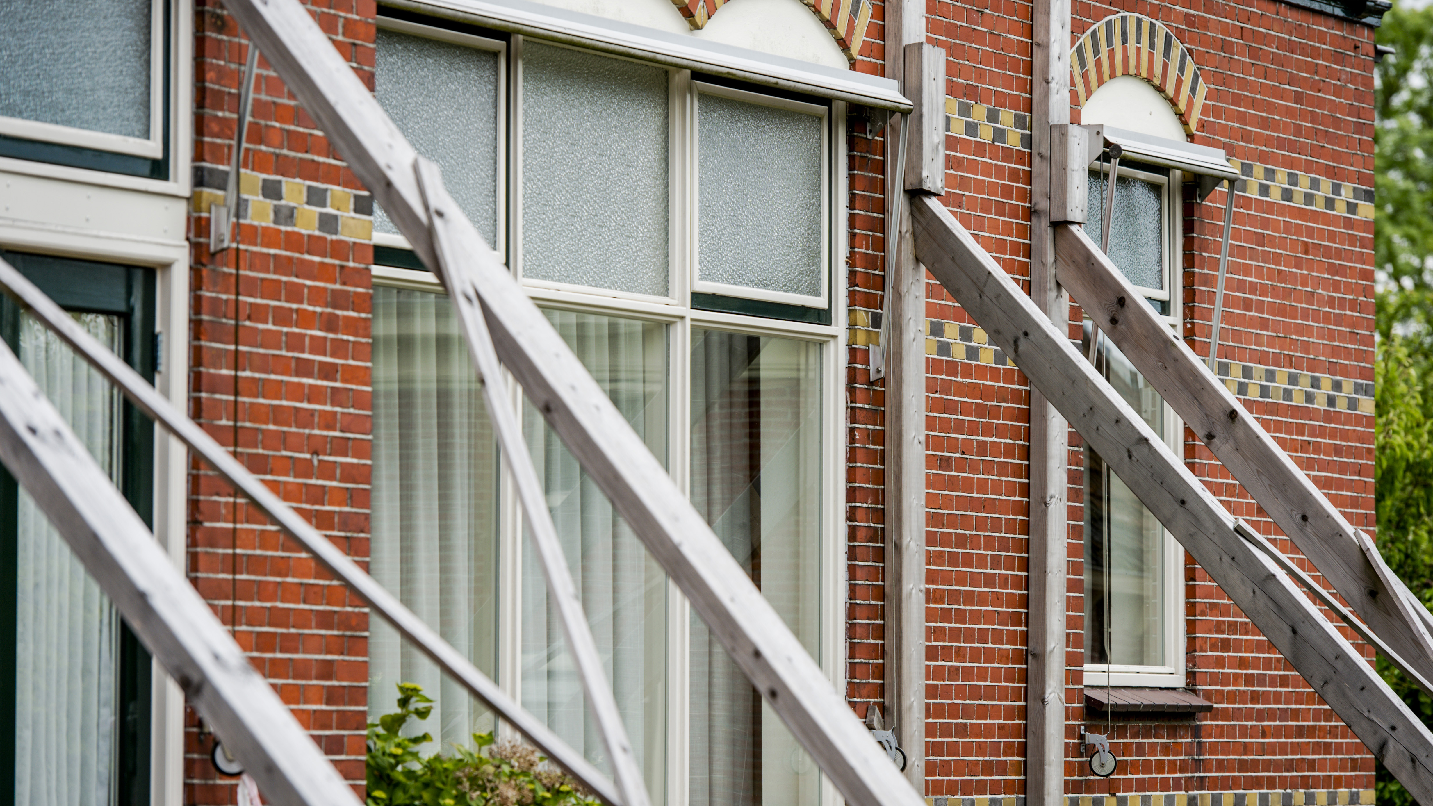 Groninger huizen verstevigd tegen aardbevingen