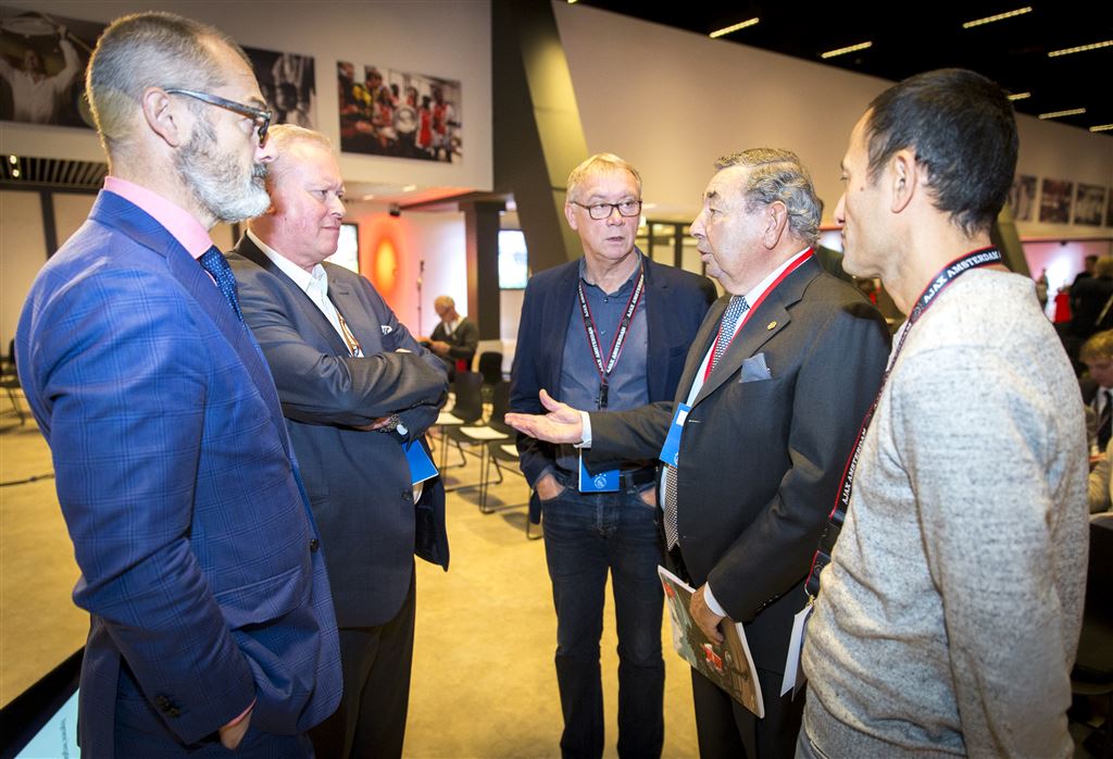 Bestuursraad Ajax bijeen in ArenA