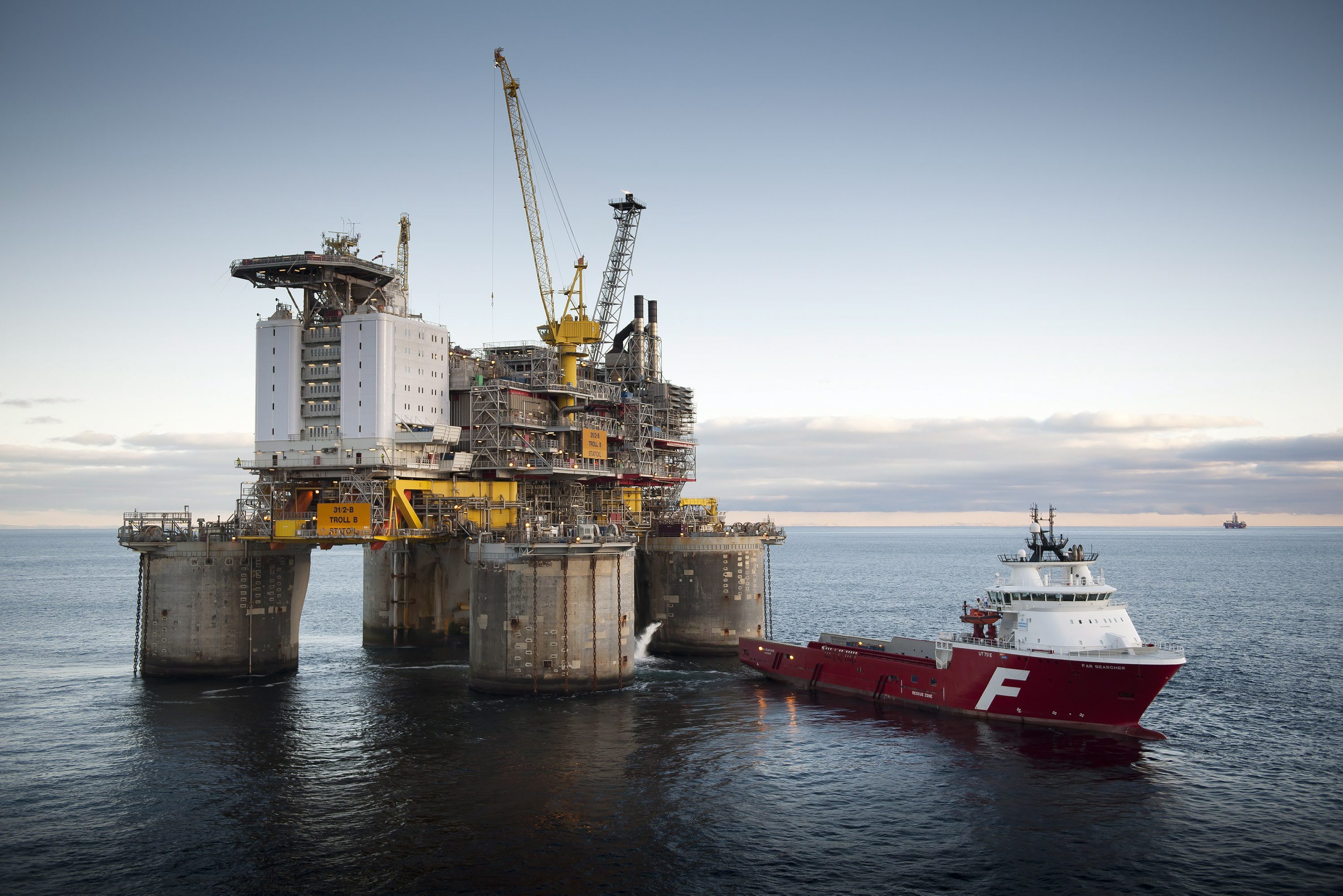 Dodelijke golf van 14 meter op boorplatform Noordzee