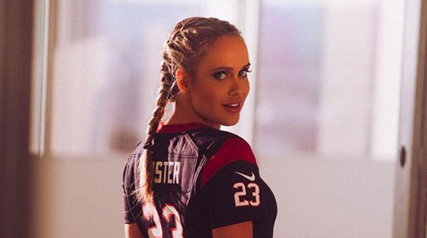 Playboymodel Katie May overleden