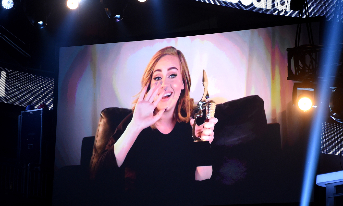 Adele en The Weeknd grootste winnaars Billboard Awards