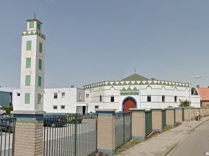 Vier jaar cel voor brandbom op moskee Enschede