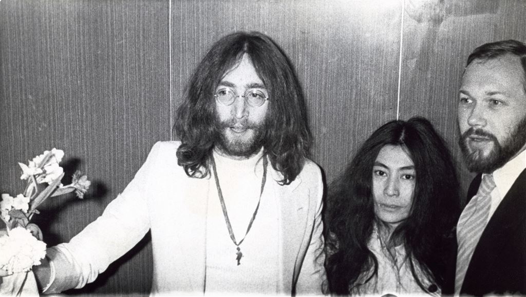 Brief Lennon aan koningin Elizabeth opgedoken