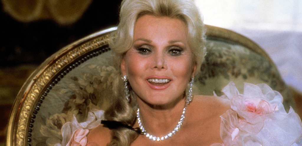 Hollywoodlegende Zsa Zsa Gabor op 99-jarige leeftijd overleden