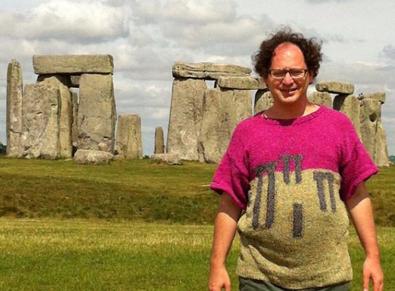 Sam breit truien van bekende plekken en reist er naartoe