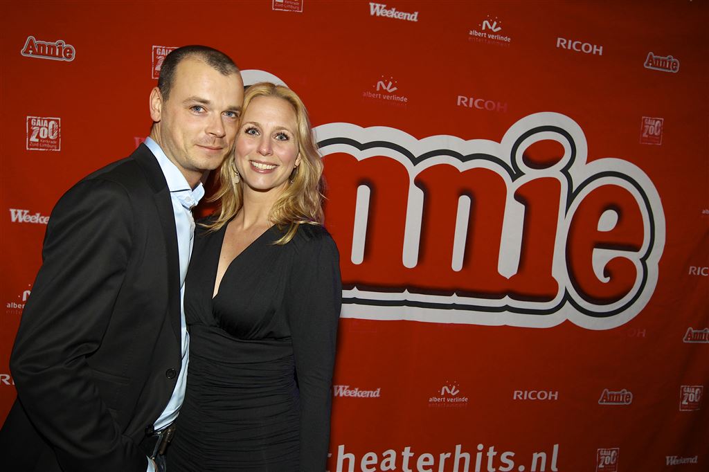 Alexandra Alphenaar is in verwachting | RTL Boulevard | RTL.nl