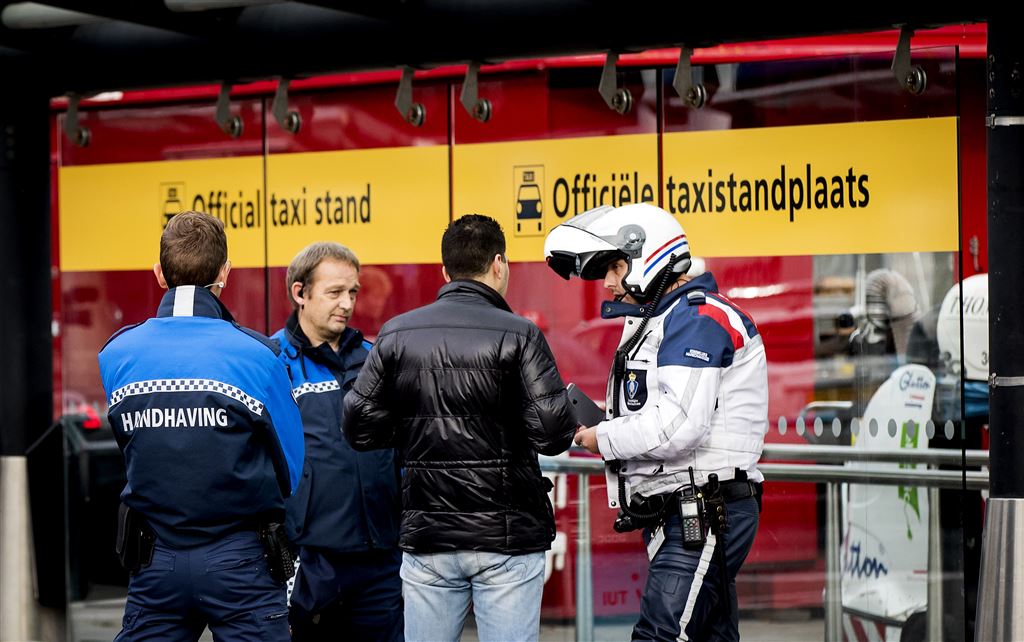 Verbod taxironselaars Schiphol terecht, handhaving gaat per direct in