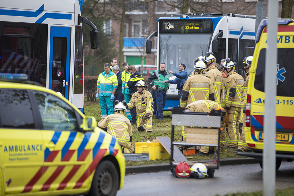 Dode bij tramongeluk Amsterdam