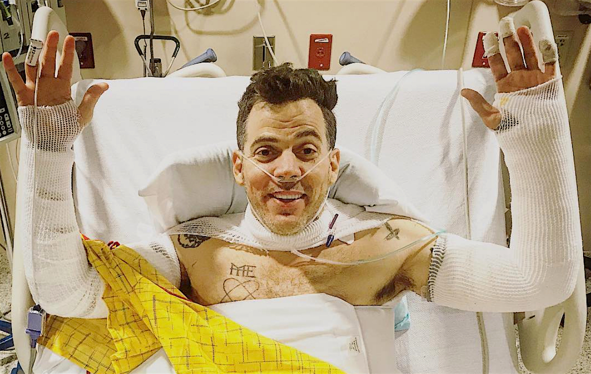 Steve-O onder het mes na stunt | RTL Boulevard | RTL.nl