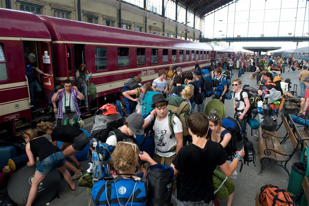 Festivalgangers Sziget hebben enorme vertraging: 'We zitten al 29 uur ...