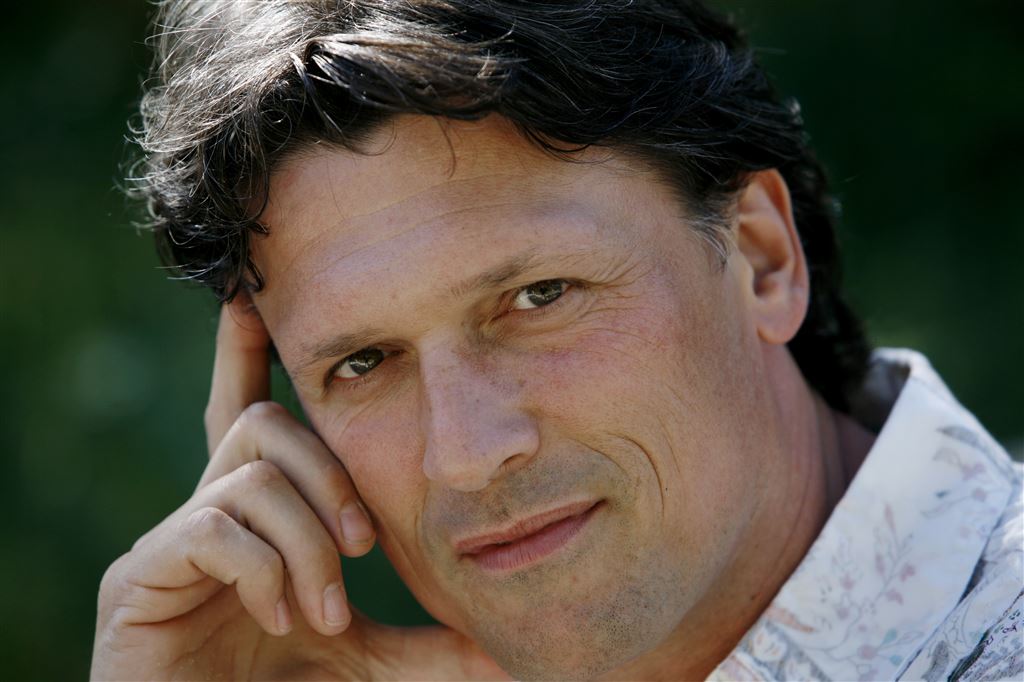 Presentator Bas Westerweel overleden op 62-jarige leeftijd